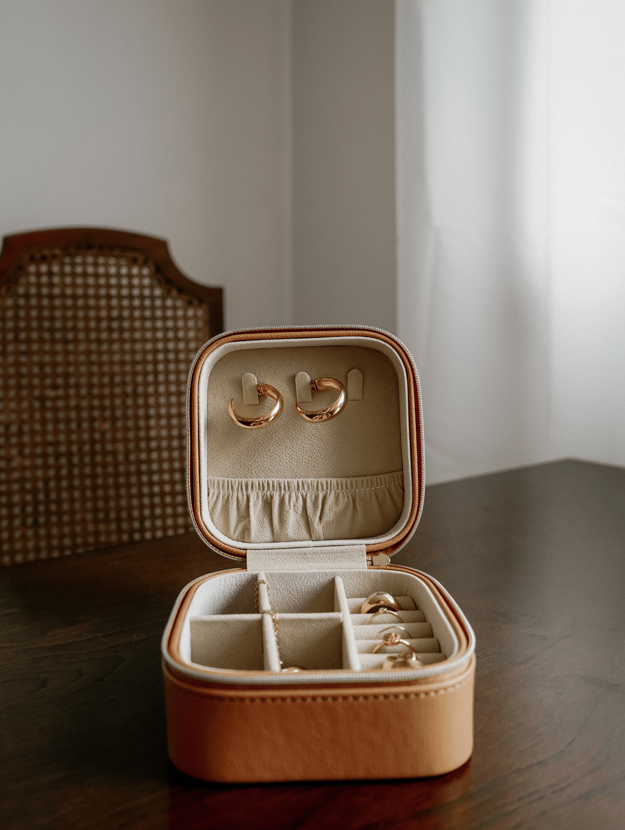 Samara Bags the Ultimate Vegan Bag Brand for Minimalists - Fall ...