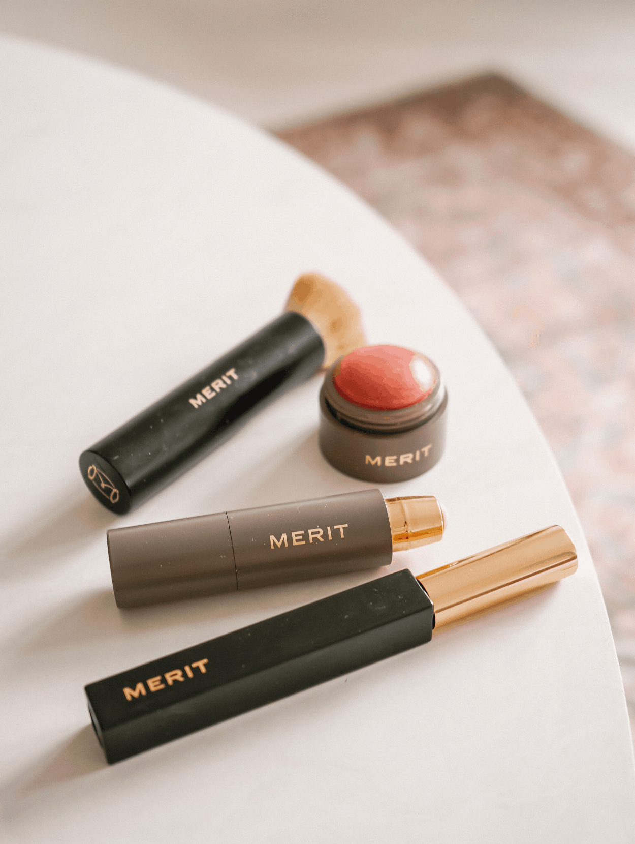 Essential Minimalist Makeup Brand For a Natural Look - Conscious Beauty ...